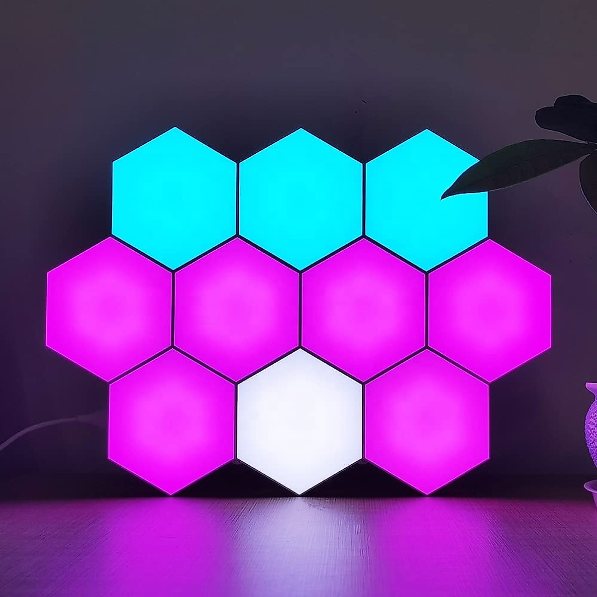 Hexoglow Hexagon LED Lights - Premium Set of Hexagon Wall Lights “6 PCS“ Remote Control and Touch Sensitivity, RGB Lighting, Aesthetic Room Decor, Perfect for Gaming Room and Living Room