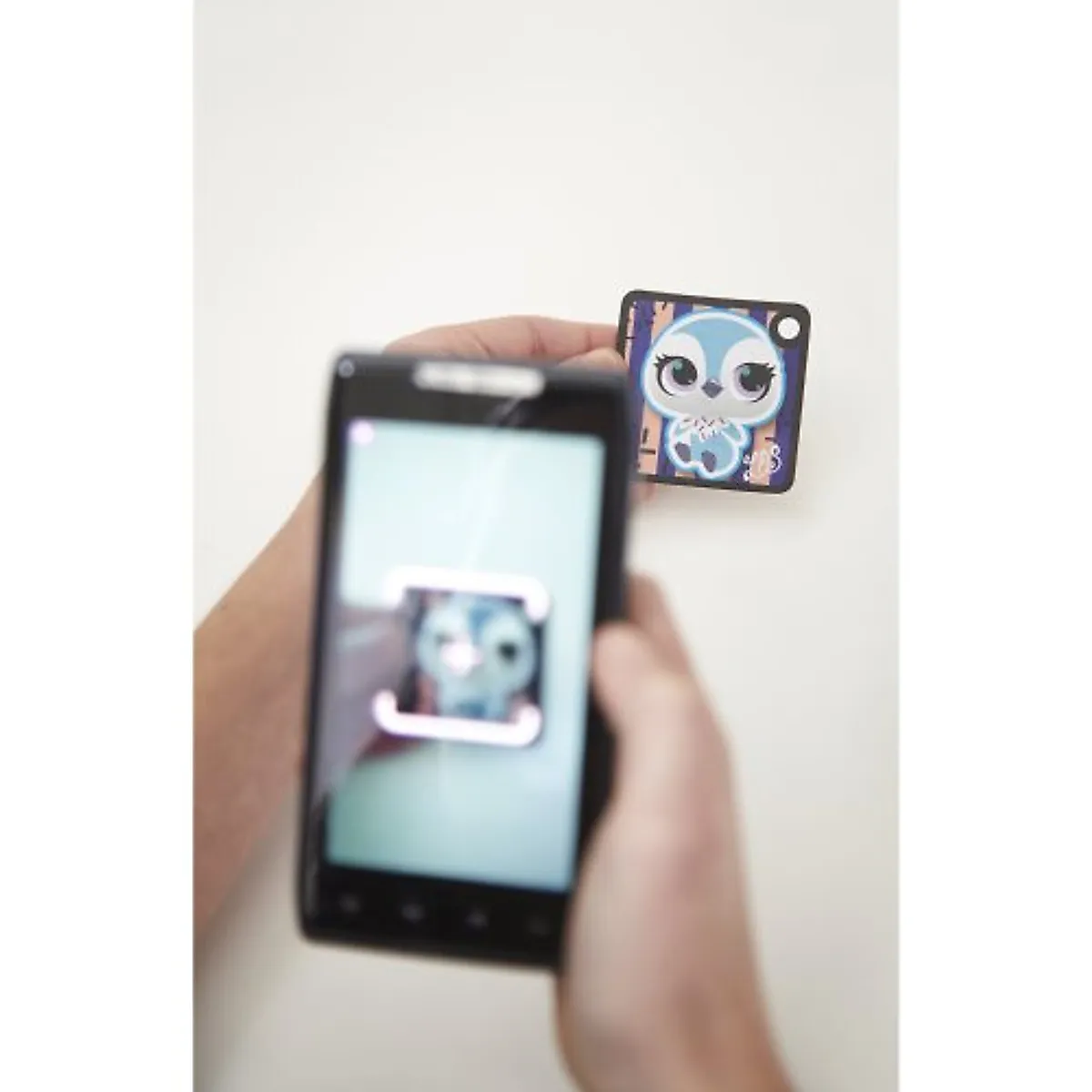 Littlest Pet Shop Sweetest Hide N Sweet Chipmunk Pet