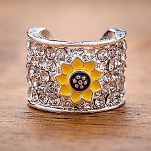 charMED Custom Stethoscope Charms - Sunflower Charm - Gifts for Nurses, Doctors, Veterinarians, Technicians, Surgeons & Healthcare Professionals - Metal Silver 0.5" Ring Charm