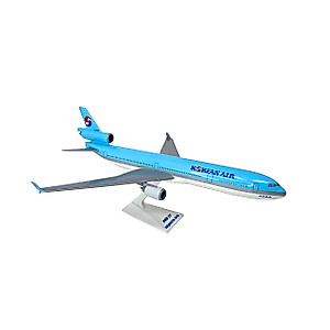 Flight Miniatures Korean Air (84-Cur) MD-11 Model Airplane 1:200 Scale - Plastic Snap-Fit Model Airplane - Collectible Replica of Korean Air Aircraft - Part# AMD-01100H-011