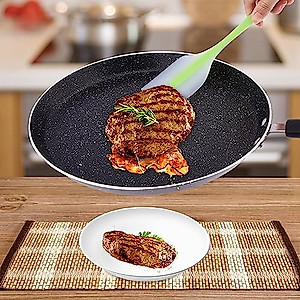 11Inch Griddle Pan with Scraper, Oil Brush, Nonstick Grill Pan for Cooking Eggs, Frying, Grill, Omelettes, Kitchen Griddle Cookware Griddle Pancake Pan, Easy Clean (size:11Inch)