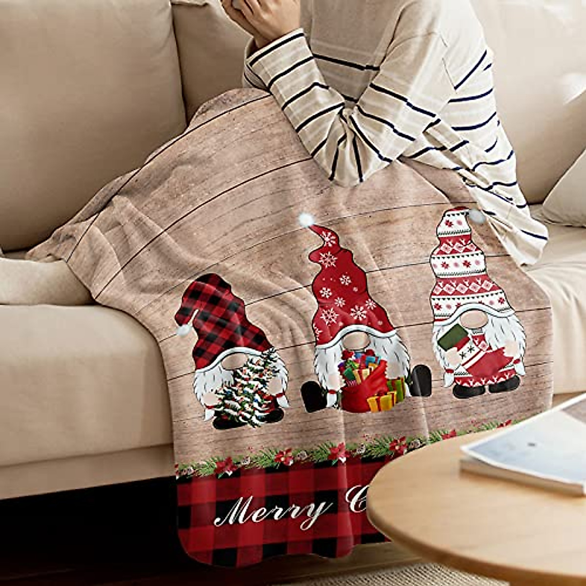 Flannel Fleece Throw Blankets for Bed Couch, Merry Christmas Cute Gnome on Retro Wooden Boards Bed Blanket Cozy Lightweight Warm Blankets,Soft Flannel Blanket for All Season, 39x49Inch