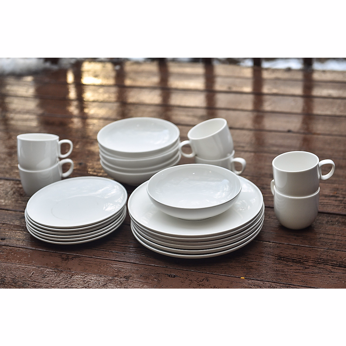 Red Vanilla Everytime White Gravy Boat