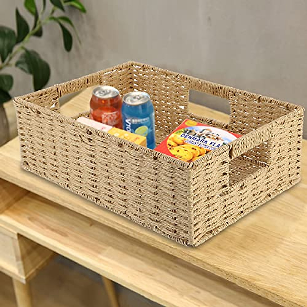 Hemoton 1pc Rattan Sundries Storage Basket Wicker Basket Clothes Storage Container Woven Storage Organizer with Lid Woven Basket Container Sundries Basket Weaving Toilet Child Fruit Stand