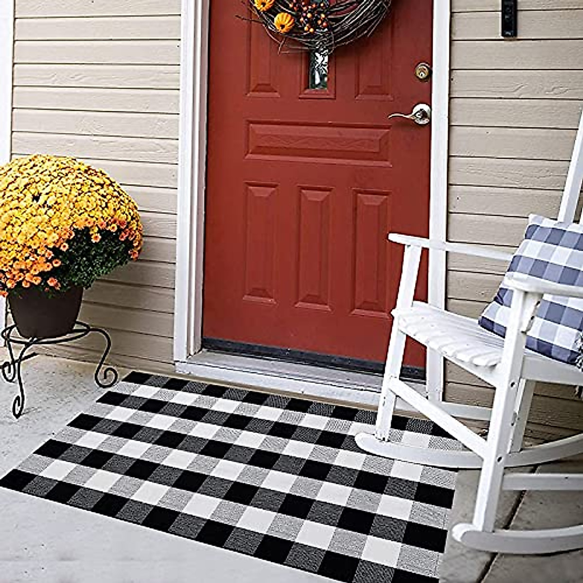 Aracon Buffalo Check Rug 27.5'' x 43'' Plaid Rug Reversible Cotton Hand-Woven Carpet Outdoor Black and White Checked Fall Decor Rug for Layered Front Porch Door Mats, Entryway, Farmhouse