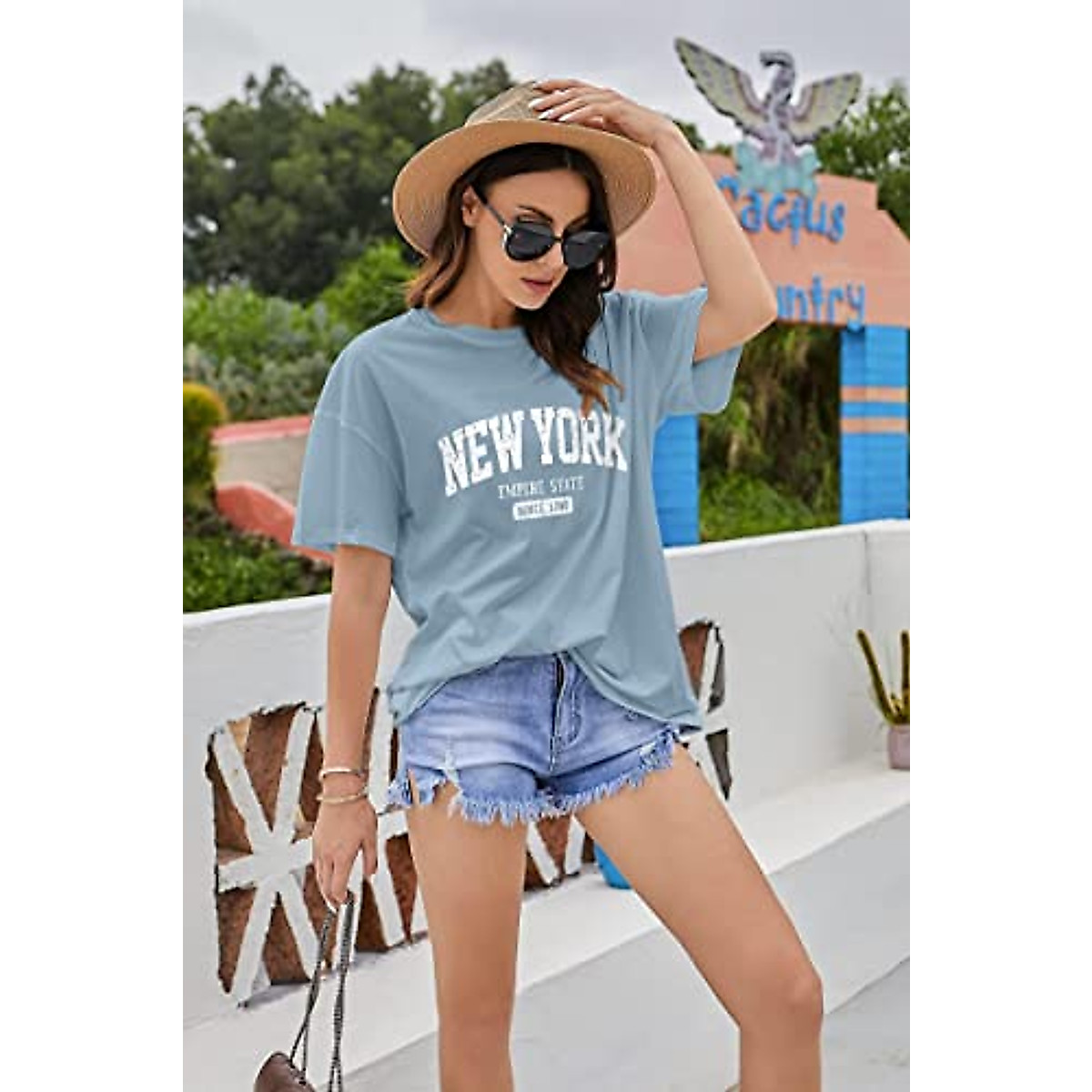 Women’s Oversized New York Letter Graphic Print Short Sleeve Tunic Tops Crew Neck Loose Fit Tee Casual T Shirts