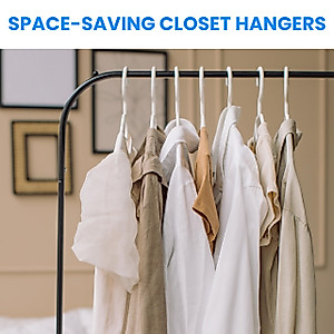 HealSmart Plastic Hangers 30 Pack, Space-Saving Clothes Hangers, Durable and Lightweight Hangers for Coats, Dresses, Shirts, Pants, White