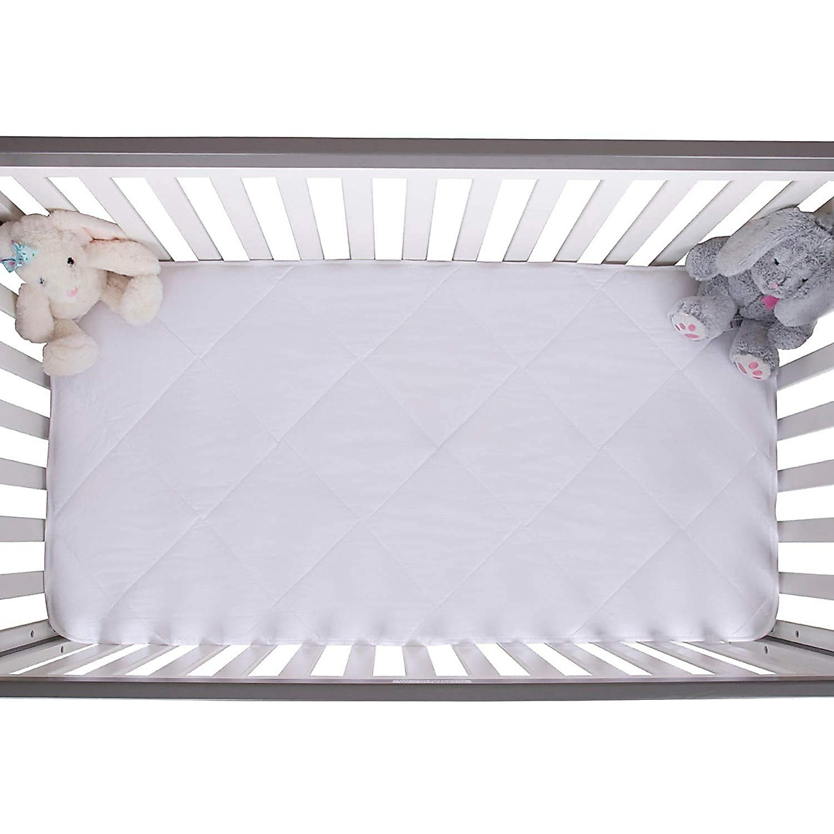 MAXI Crib Size (28 X52) Mattress Pad - Luxurious Cotton Sateen Mattress Protector - Soft and Breatheable Mattress Cover - Mattress Pad Protects Mattress from Dust, Dirt, Spills, and Stains.