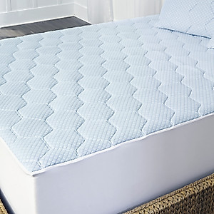 Overstock Arctic Sleep Cooling Gel Memory Foam Mattress Topper with Skirt Queen