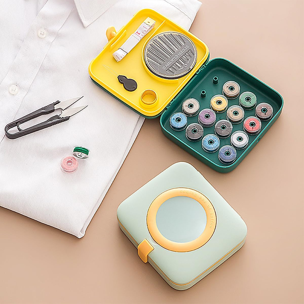 Sewing Kit, 16 Threads Sewing Kit with Magnifier, Portable Travel Sewing Kit Family Sewing Thread Accessories Supplies, Needle and Thread Accessories DIY Sewing Supplies, Great Gift for Family Home