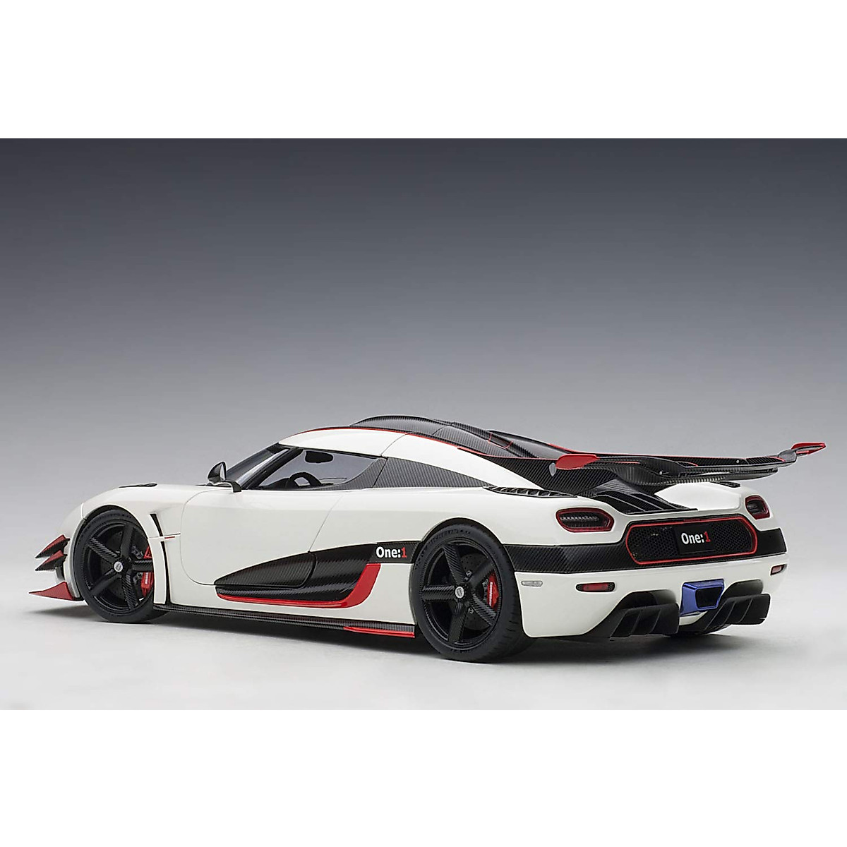 AUTOart Koenigsegg One: 1 Pebble White and Carbon Black with Red Accents 1/18 Model Car 79016