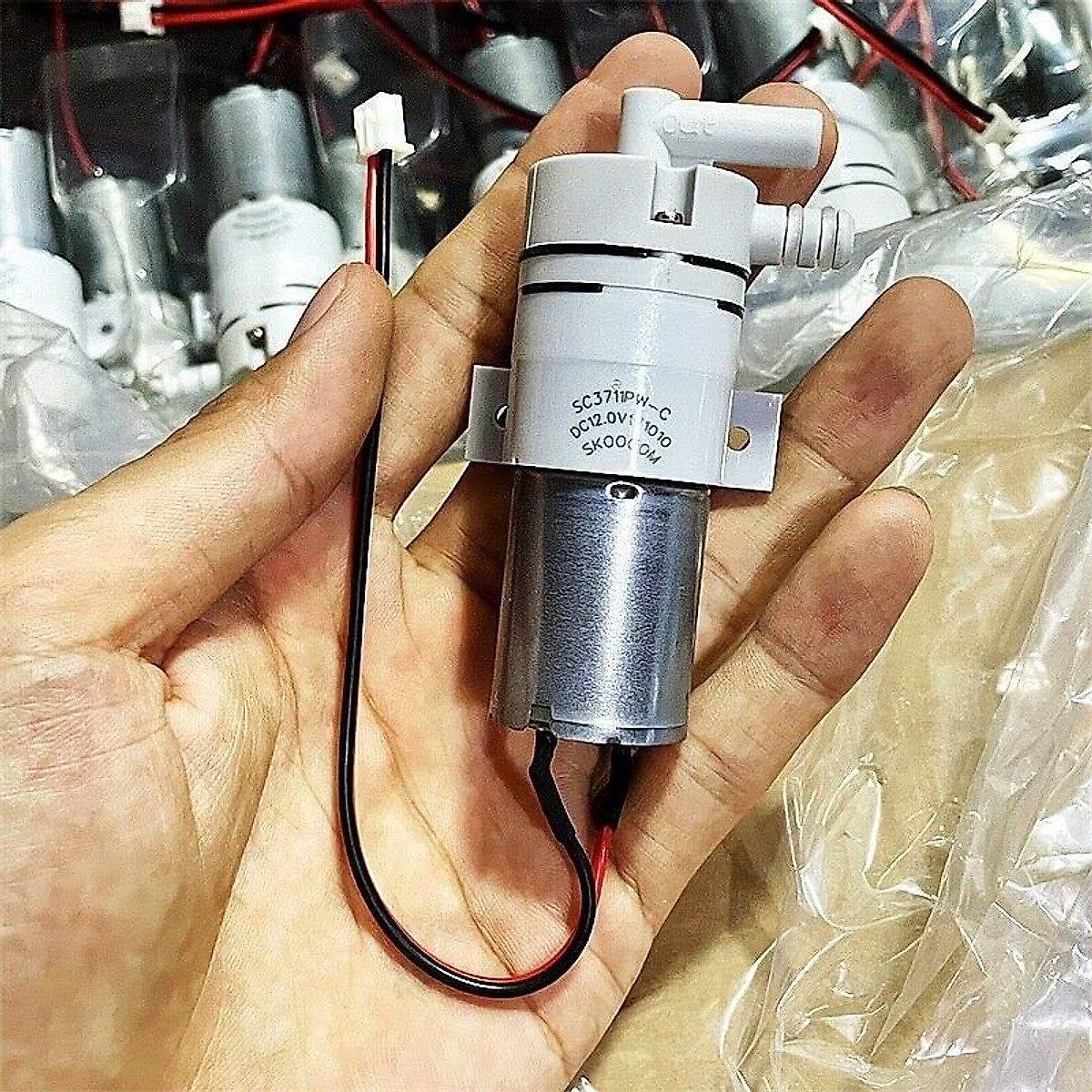 Electric Submersible Pump 3711PW 12V Micro 370 Motor Diaphragm Pump Mini Self-priming Suction Pump Land Self-priming Pump Sump Pump