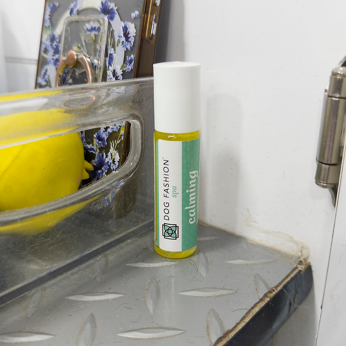 Dog Fashion Spa Dog Anxiety Relief Natural Oil, a Gentle Touch When Most Needed. Ideal for Thunder Storms, Separation Anxiety, When Travel, Even Before Sleeping and Relaxing