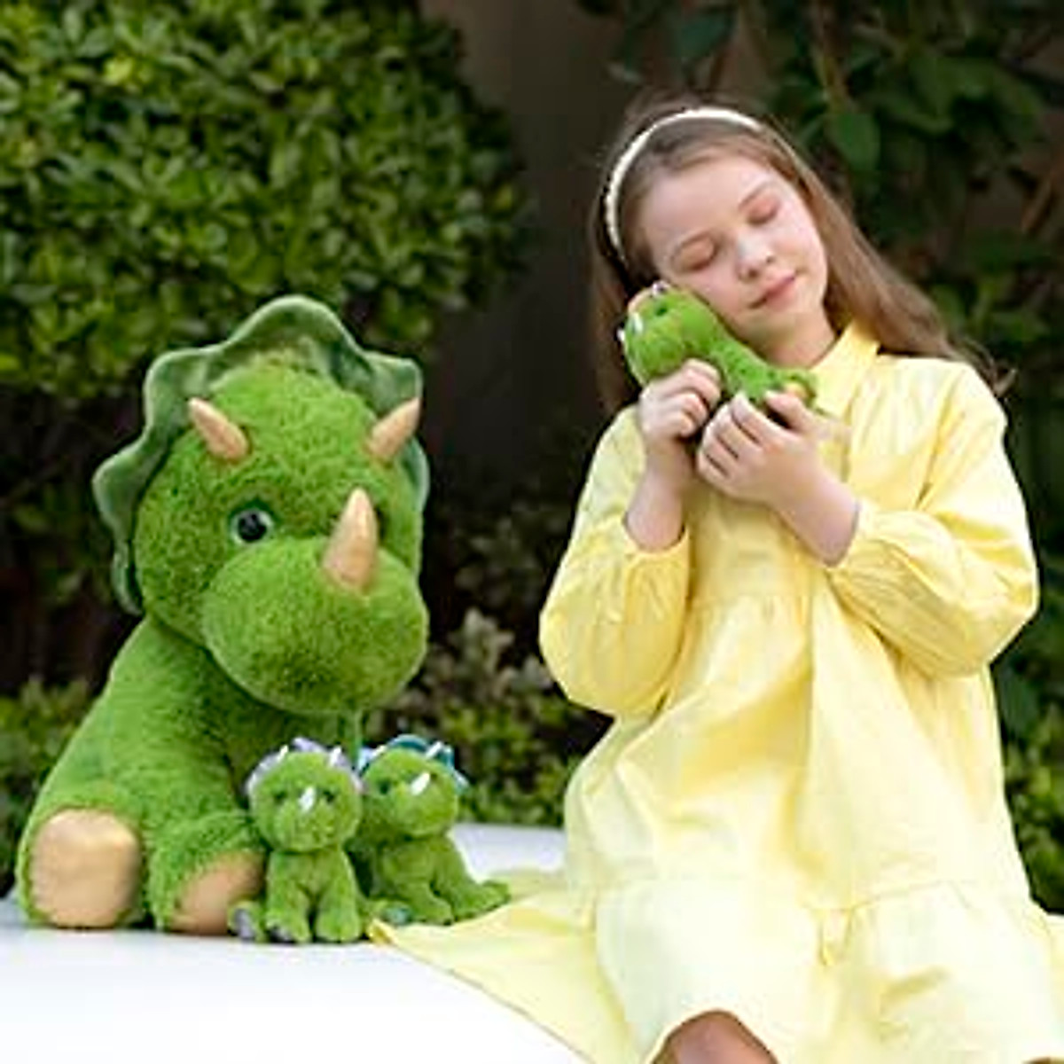 Muiteiur Triceratops Stuffed Animal Giant Dinosaur Stuffed Animal with 3 Little Baby Dinosaurs Green Triceratops Plush Toy Gift for Kids 24.5 inch