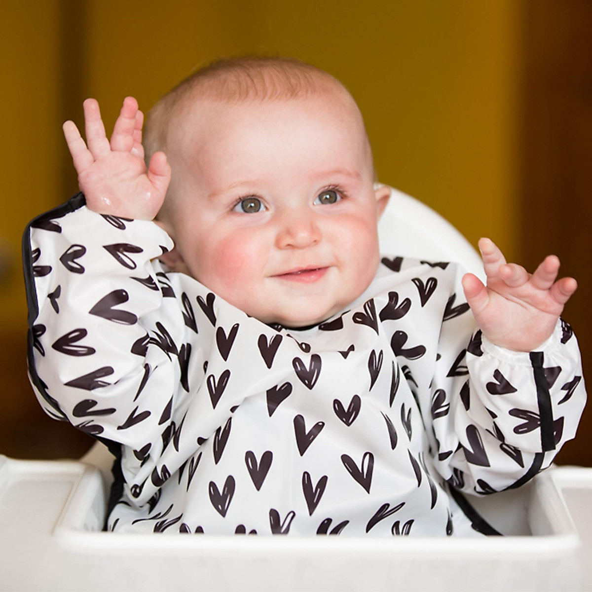 Bumkins Sleeved Bib for Girl or Boy, Baby and Toddler for 6-24 Months, Essential Must Have for Eating, Feeding, Baby Led Weaning Supplies, Long Sleeve Mess Saving Food Catcher, Hearts Black and White