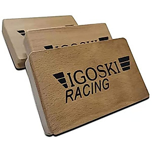 3 Piece/lot Ski Brush 1 Horsehair Brush, 1 Nylon Brush, 1 Brass Brush Size 4.6 inch 2.9inch 1.36 Inch, weight 5.3 Oz (3pcs set)