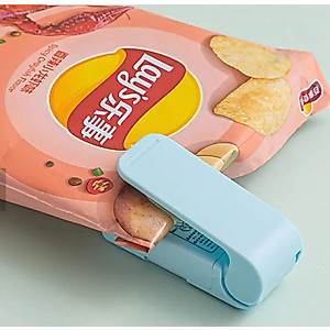 Mini bag sealer, Handheld Heat Vacuum Sealer The food sealing hine can seal various plastic bags, such as snack bags, candy bags, potato chip bags.