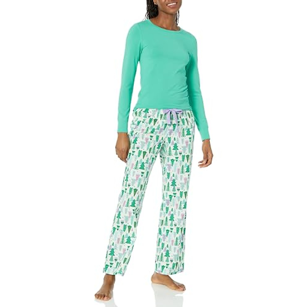 Amazon Essentials Women's Lightweight Flannel Pant and Long-Sleeve T-Shirt Sleep Set, Ecru Festive Tree, Large