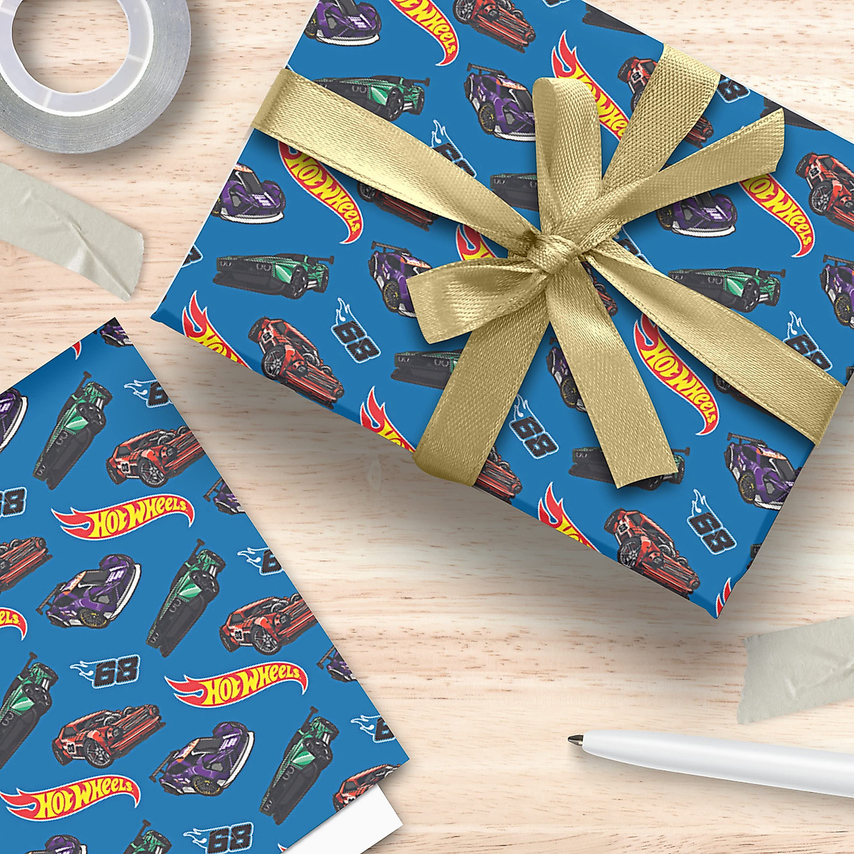 Danilo Promotions LTD Hot Wheels Wrapping Paper, Hot Wheels 2 Sheet 2 Tag Wrapping Paper, Birthday Wrapping Paper