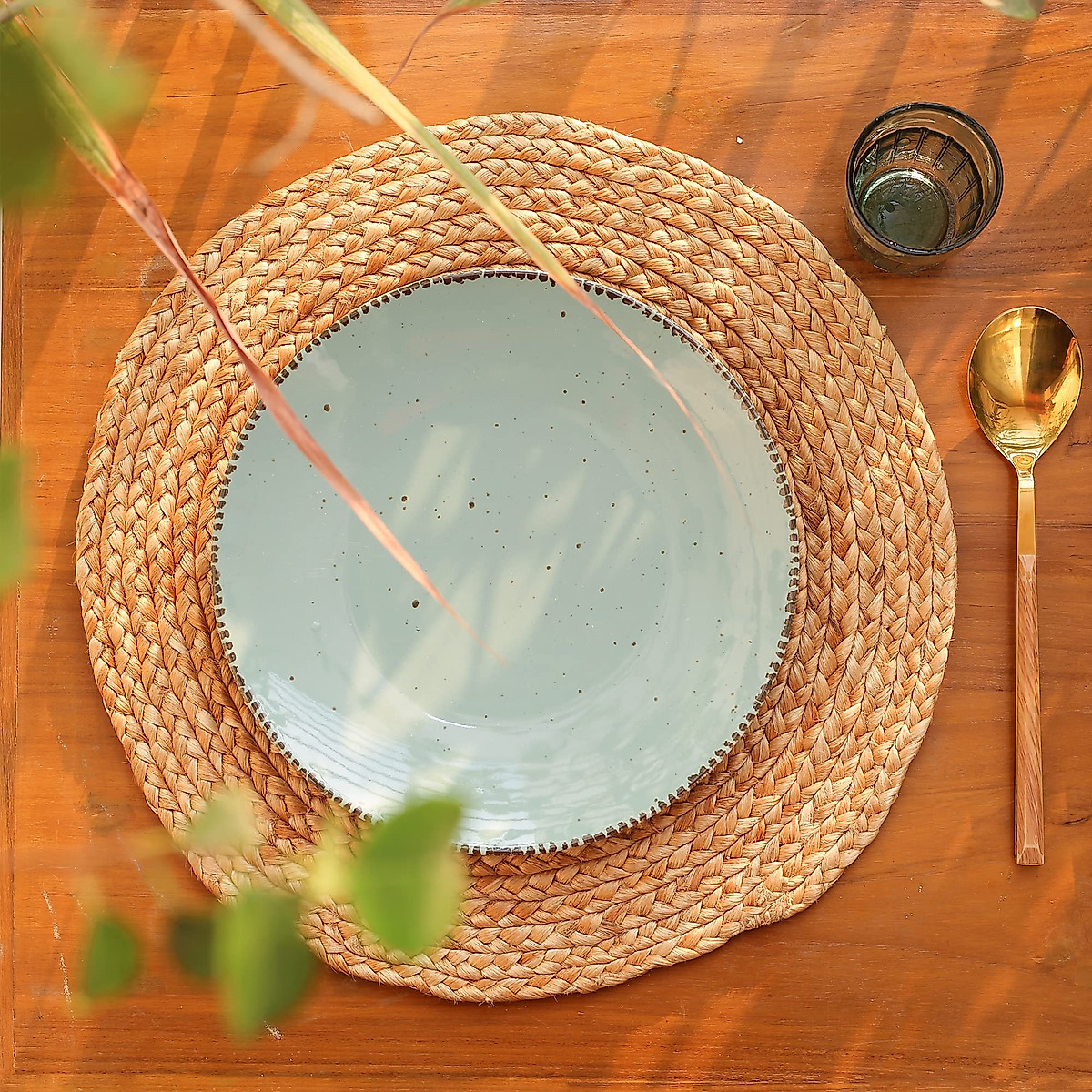 Eco Crave Jute Placemats, Set of 10 Round Woven Placemats 100% Natural Jute, Nonslip Round Placemats 13x13 Inches Round Farmhouse, Boho Jute Placemats for Dining Table Placemats Set of 10