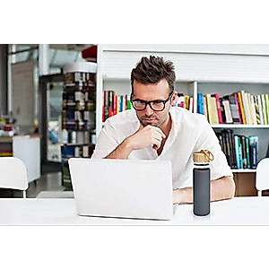 Yomious 20oz Borosilicate Glass Water Bottle with Bamboo Lid and Silicone Sleeve – Reusable BPA Free – Glass Drinking Bottle with Lids - Bundle of 2