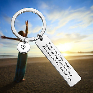 FEELMEM Keep Your Face Always Towards The Sunshine Walt Whitman Quote Keychain Inspirational Jewelry Gift for Family Friend (Silver)