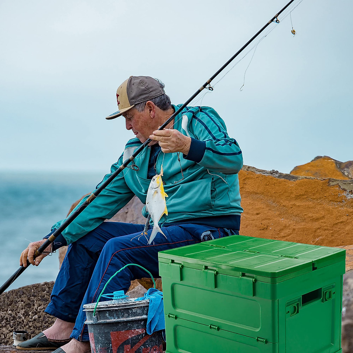 MOLOY ZOVM Folding Storage Box Collapsible Lidded Home Storage Bins Folding Table Camping Storage Box Multi Function Box Car Organizer Picnic (Green)