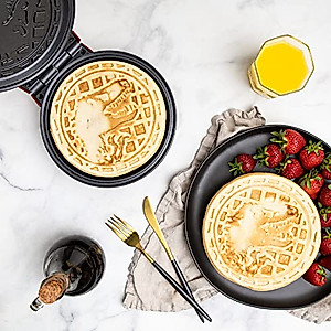 Uncanny Brands Jurassic Park Waffle Maker - T-Rex on Your Waffles - Waffle Iron