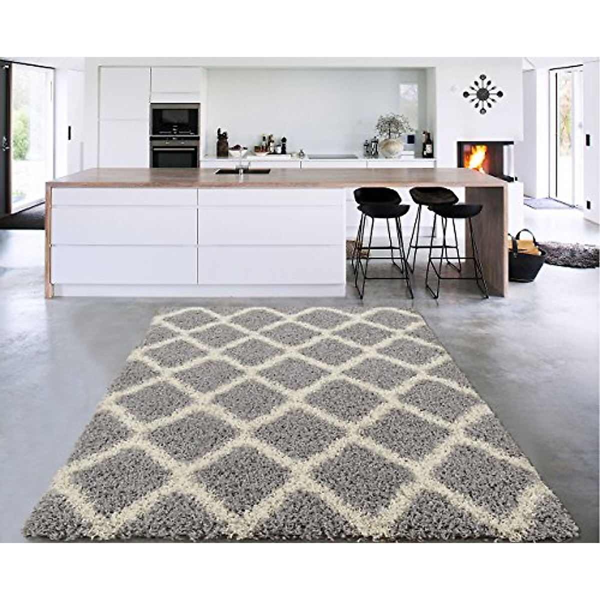 Sweet Home Stores Cozy Shag Collection Grey and Cream Moroccan Trellis Design Shag Rug (5'0'' X 7'0") Contemporary Living and Bedroom Soft Shaggy Area Rug
