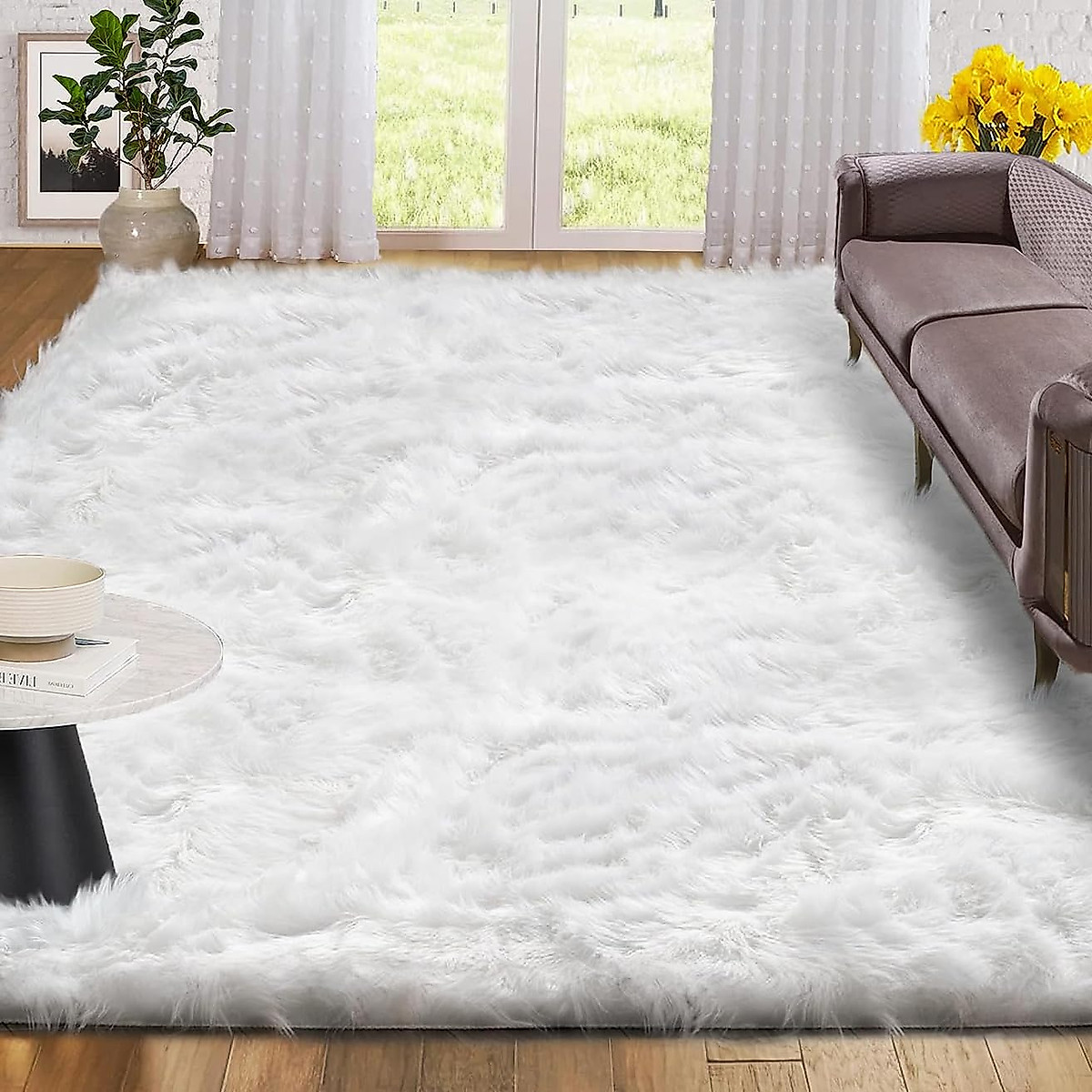 LOULANJX Soft Faux Fur Sheepskin Rug 5x8 Feet White Fluffy Area Rugs Indoor Plush Rugs for Living Room Bedroom Nursery Playroom Kids Room Home Decor