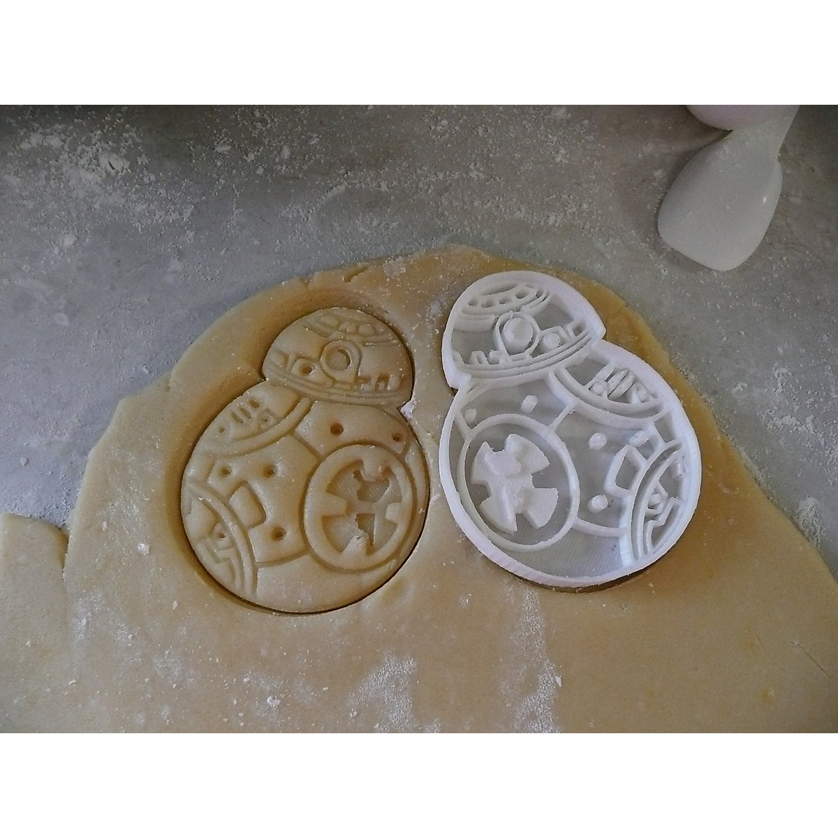 YNGLLC STAR WARS MOVIE CHARACTERS THEMED SET OF 8 COOKIE CUTTERS MADE IN USA PR1023, Multicolor