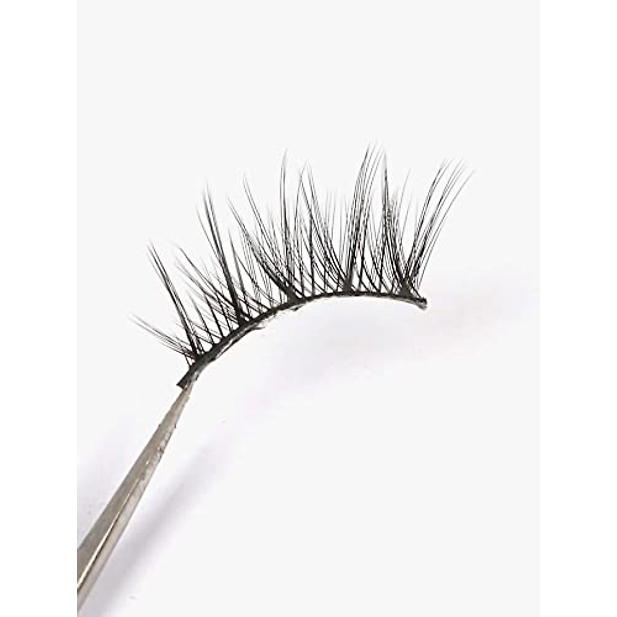 GMAGICTOBO Natural Half Lashes Short False Eyelashes Wispy Lashes Pack Cat Eye 3D Faux Mink Lashes 7 Pairs Multipack