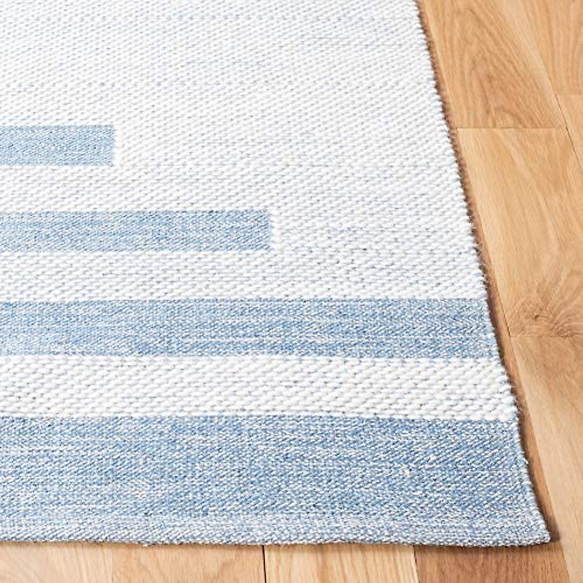 SAFAVIEH Striped Kilim Collection 8' x 10' Ivory/Blue STK504A Handmade Flatweave Cotton Area Rug