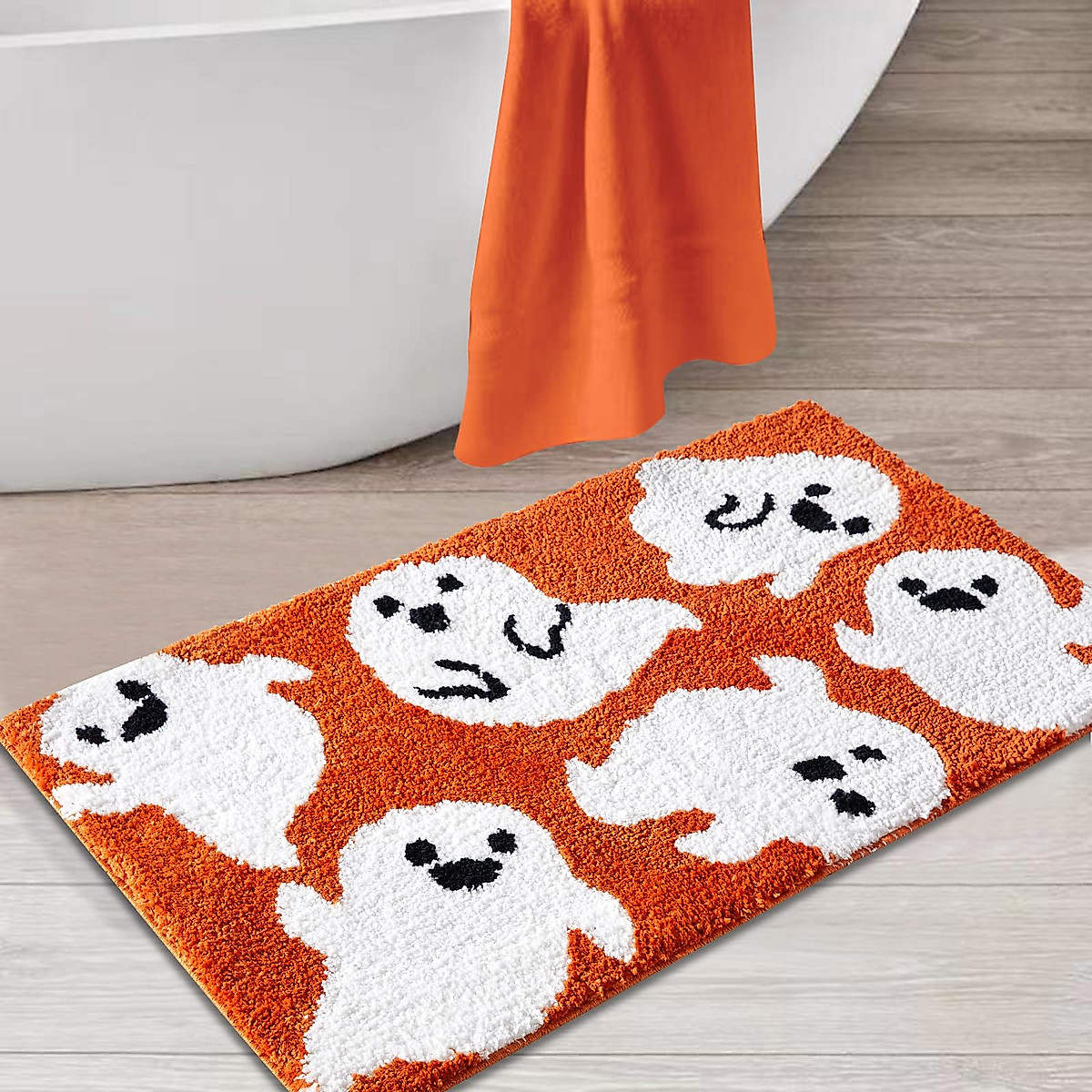 Estmy Cute Ghost Small Area Rugs Non Slip Washable Cute Halloween Fall 2x3 Throw Rugs for Bedroom Kitchen Entryway Indoor, Spooky Funny Shaggy Microfiber Spirit Autumn Halloween Bathroom Rugs