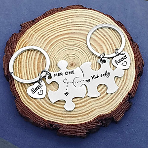 Vadaka Couple Keychain Gifts for Girlfriend Boyfriend Puzzle Couple Keychain for Him Her Matching Couple Keychain set Couples Jewelry Gift for Valentines Day Anniversary Christmas