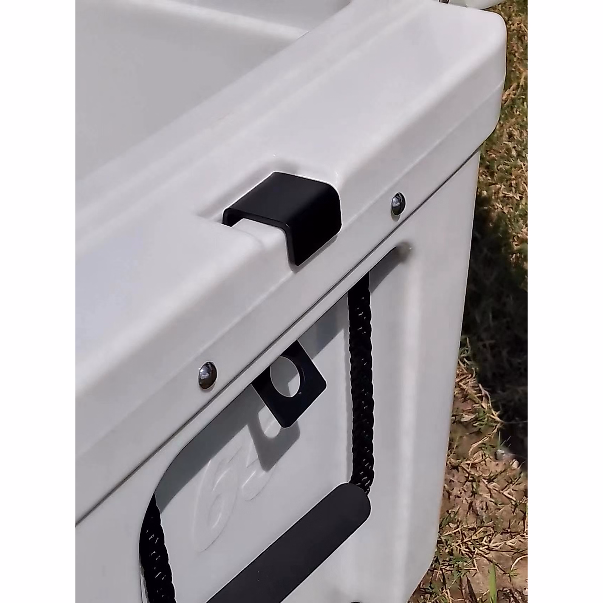 PortPlugs Maccann&Essin Fits yeti mid to Large Sized Yeti/Rtic Coolers Ice Chest Lock Tie Down Locking Coolers Accessories