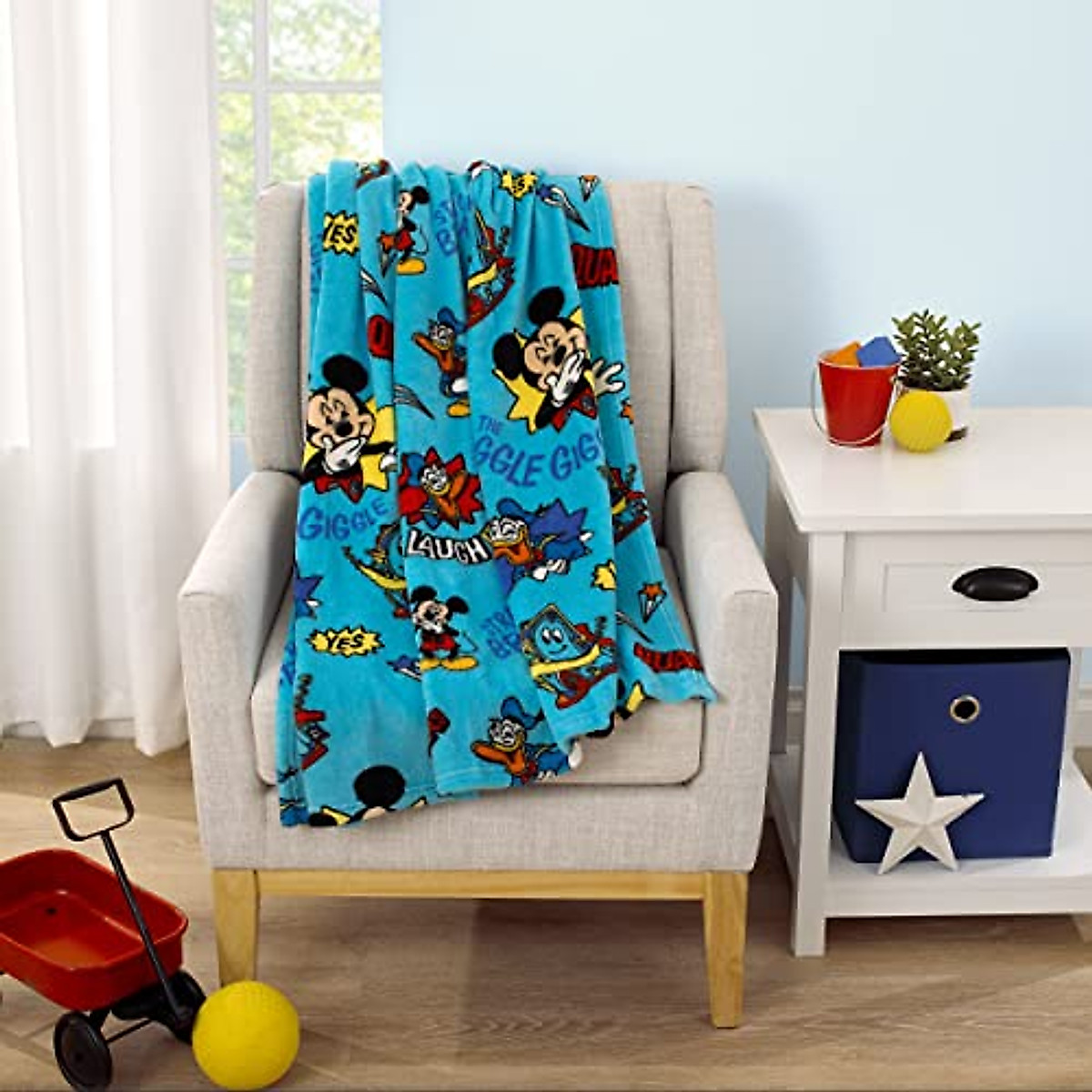 NoJo Disney Mickey Mouse Funhouse Crew Blue, Red and Yellow, Funny, and Donald Duck Laugh It Up Super Soft Toddler Blanket