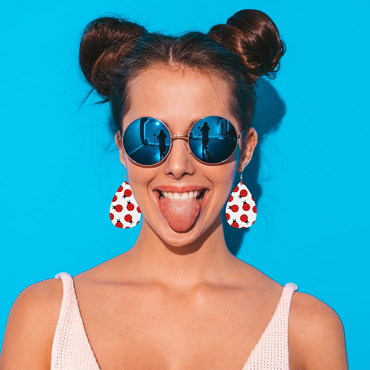 Vosach Red Ladybug Woman Earrings, Funny Red Black Ladybug Lightweight Leather Dangle Teardrop Earrings Jewelry For Ladies Friends