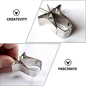 Ipetboom Bird Fruit Clips Bird Cage Food Holder Clips 4pcs Stainless Steel Parrot Fruit Vegetable Clips Bird Cage Feeder Clip for Budgie Parakeet Cockatoo Macaw Cockatiel Conure