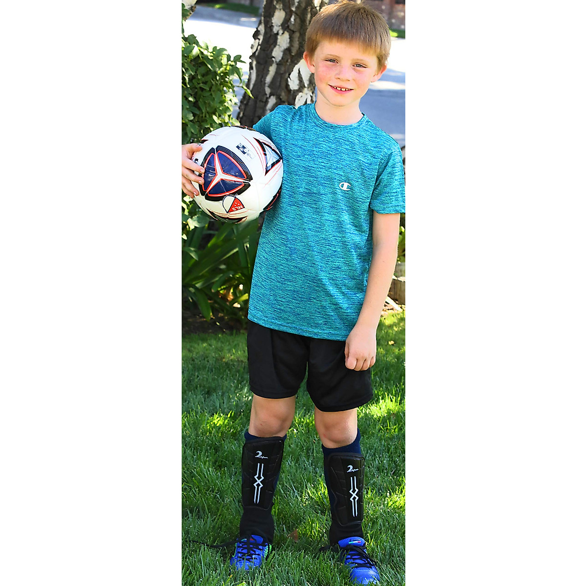 Kids Soccer Shin Guards with Foam Backing & Adjustable Straps. Fits Ages 8-13. Black