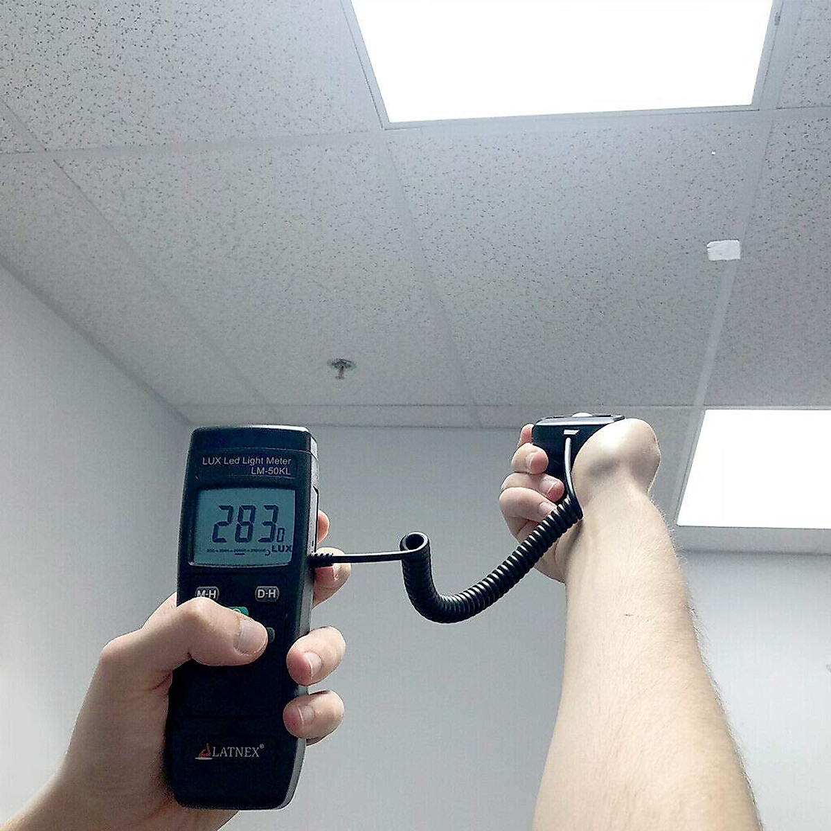 LATNEX Light Meter LM-50KL Measures Lux/Fc - LED/Fluorescent, Industrial, Household, and Photography - Calibration Certificate Included