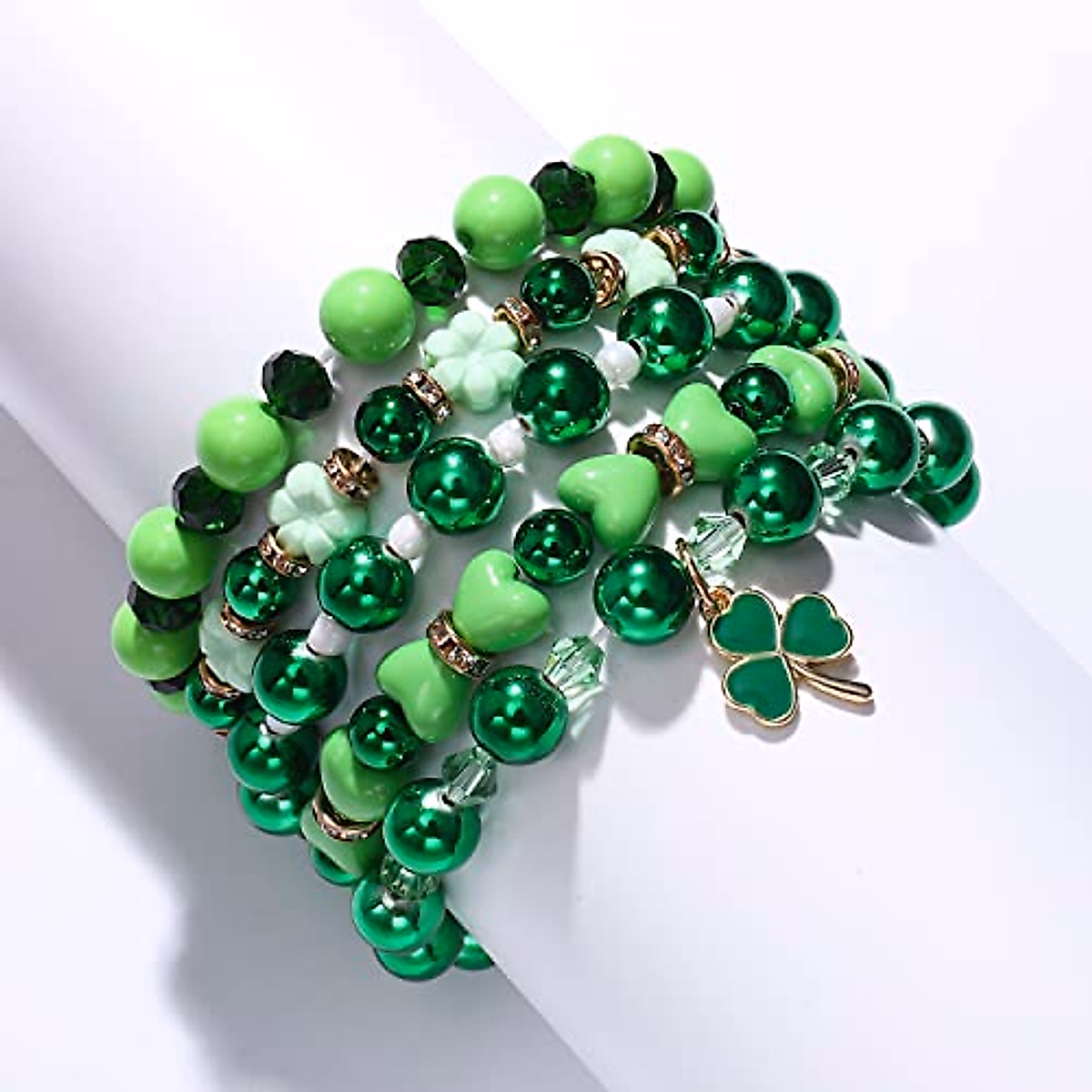 BSJELL 5 Pack Beaded Bracelet Stackable Christmas Thanksgiving St. Patrick’s Day Valentine's Day Beaded Stretch Bracelet Holiday Charm Bracelets Festive Jewelry Gifts for Women (Green)