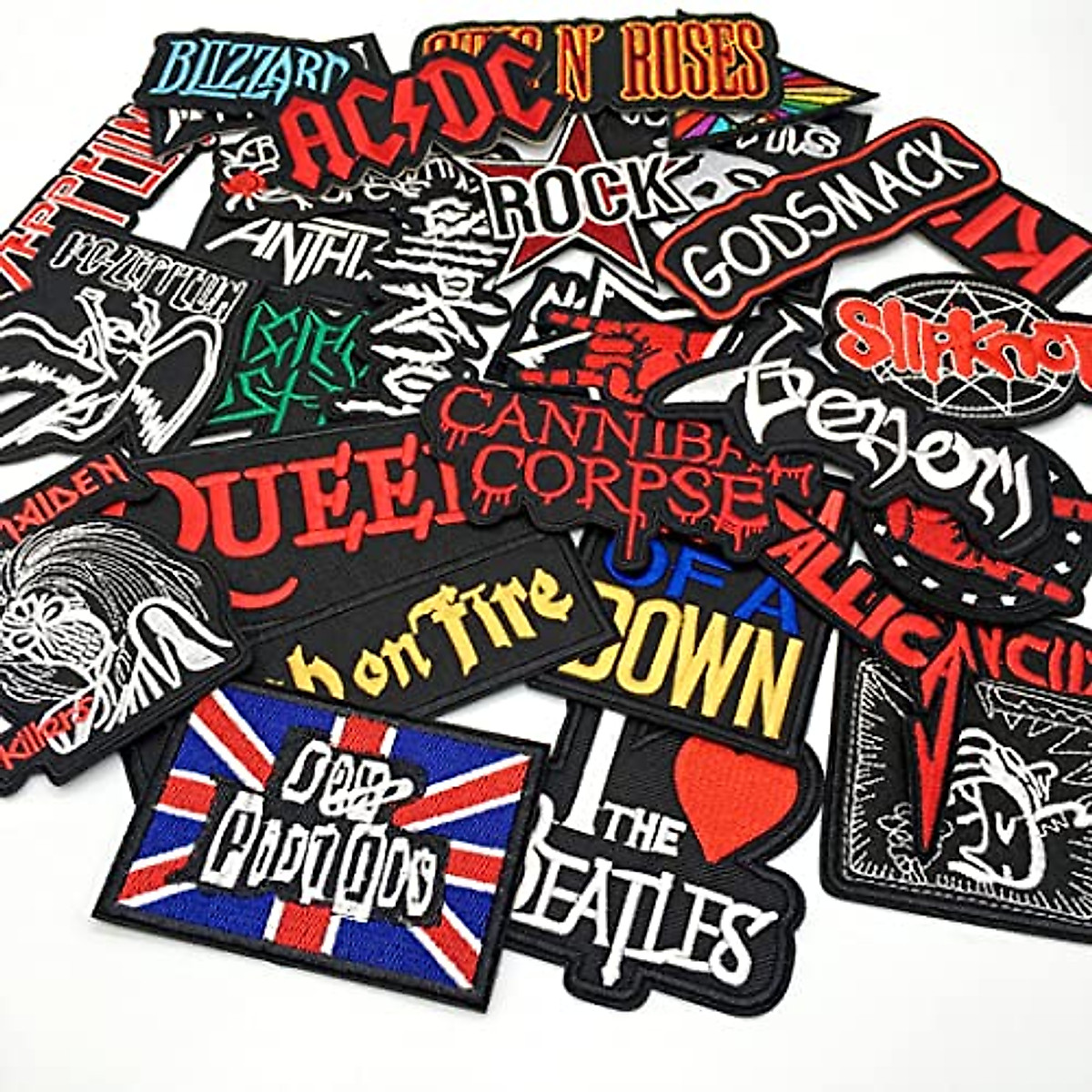 32pcs Heavy Meta Band Patches Iron on Rock Music Badges Hippie Punk Stickers for Clothes (B)