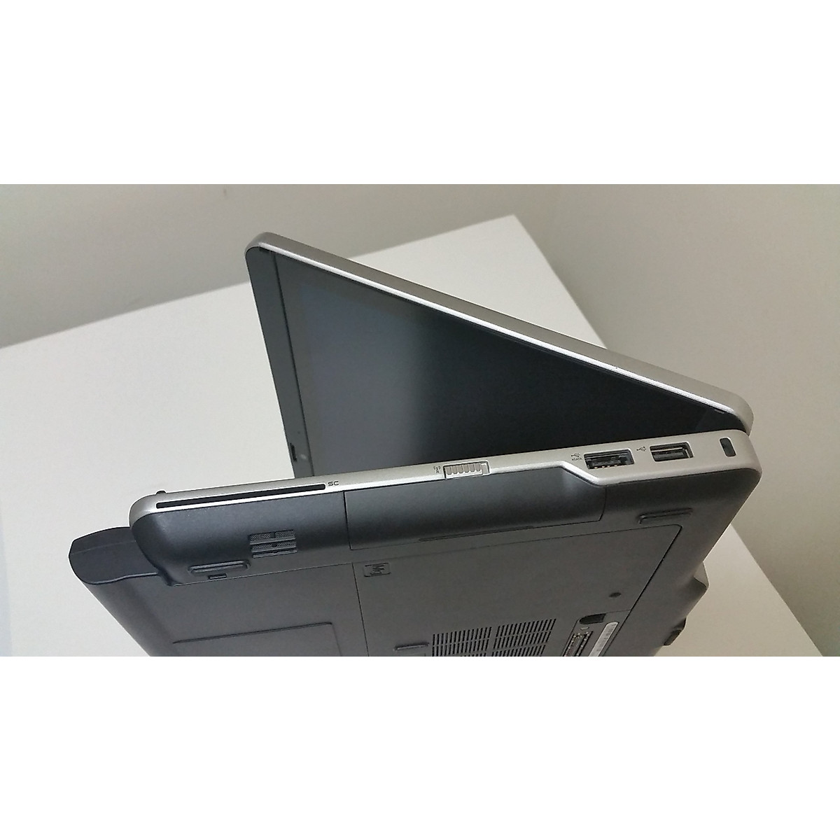 Dell Latitude XT3 Convertible Touch Screen Laptop