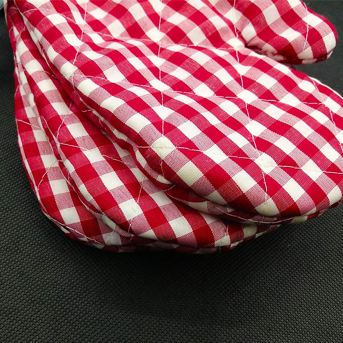 2pcs Kids Heat Insulation Anti-scald Gloves Kitchen Microwave Oven Gloves Mitts Baking Gloves