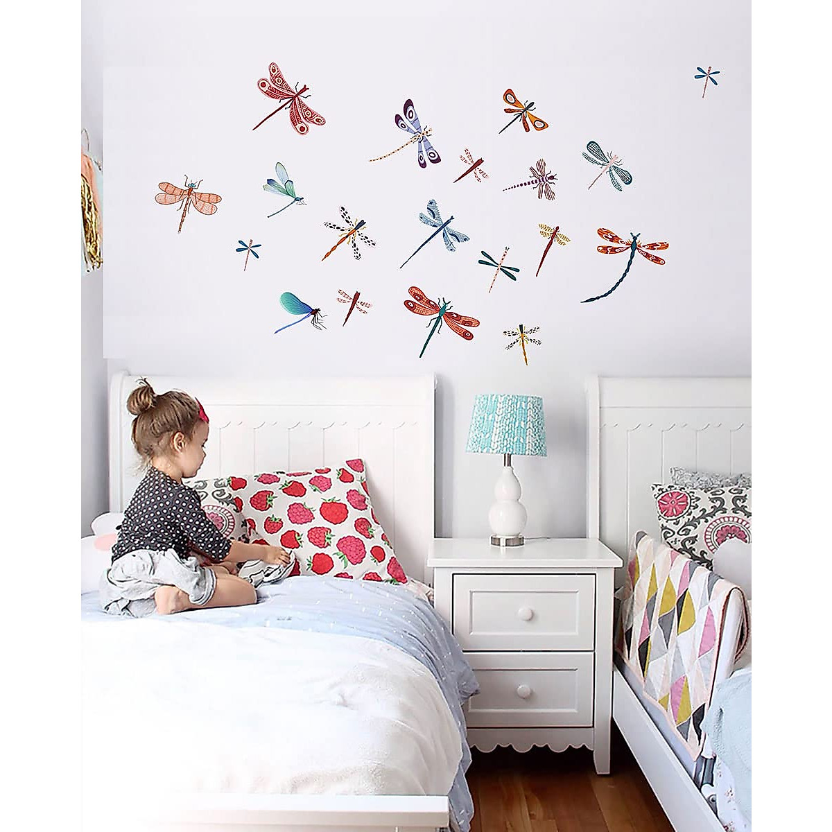 Watercolour Dragonfly Wall Decals，Dragonfly Sticker for Nursery，Lovely Animal Window Clings Decoration Wallpaper Mural for Kid’s Room Classroom School