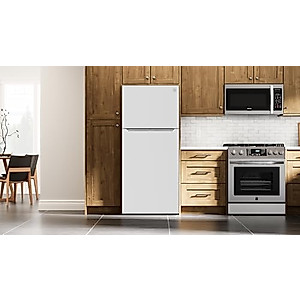 Kenmore 4661352 30" W Top Freezer Refrigerator with Adjustable Glass Shelving, Humidity Control Crispers, Quiet and Energy Efficient Inverter Compressor, White