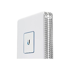 Ubiquiti Unifi Security Gateway (USG) (Renewed)