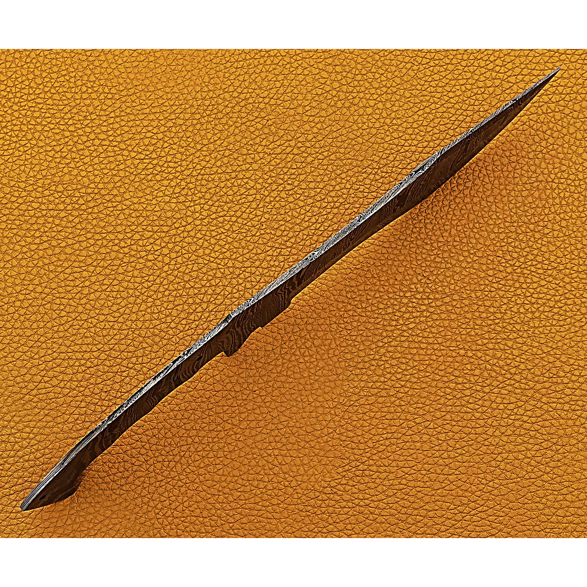 11 inches Long Kukri Point Dao Blank Blade, Hand Forged Twist Pattern Damascus Steel Hunting Knife Blade, 5" Finger Serrated Space with Finger Guard, 6" Sharp Cutting Edge