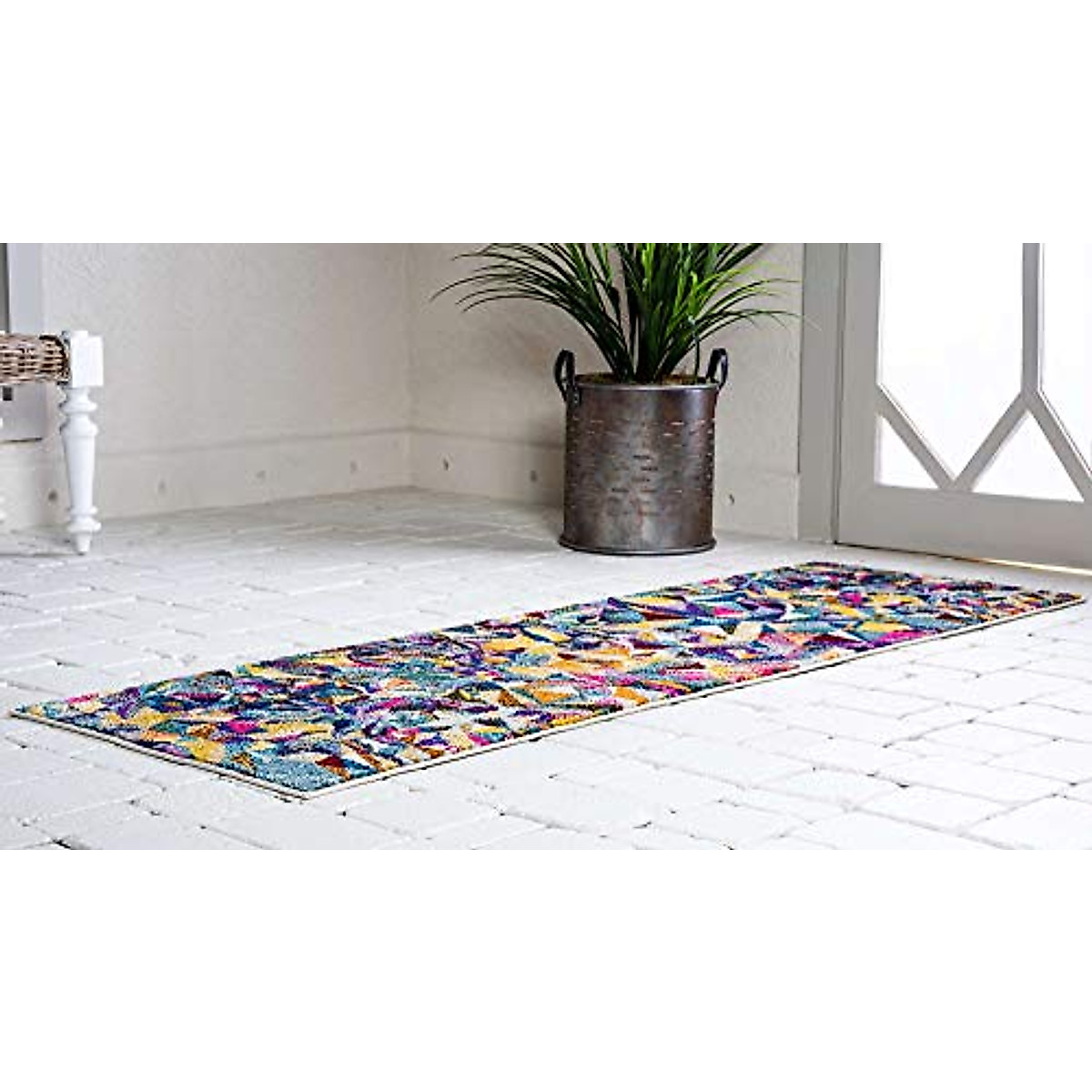 Unique Loom Estrella Collection Geometric, Triangles, Bright Colors, Abstract, Modern Area Rug, 2 ft 7 in x 10 ft, Multi/Beige